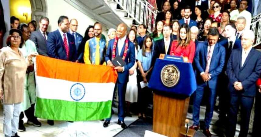 ન્યૂ યોર્ક શહેરમાં દિવાળી નિમિત્તે મળશે શાળાઓમાં જાહેર રજા, મેયર એરિક ...