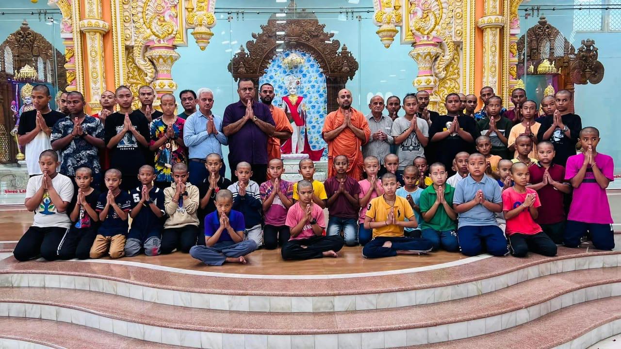 મણિપુર હિંસાથી પ્રભાવિત 50 બાળકો ગુજરાતના આશરે, ગોકુલધામ સંસ્થા કરી રહી ...